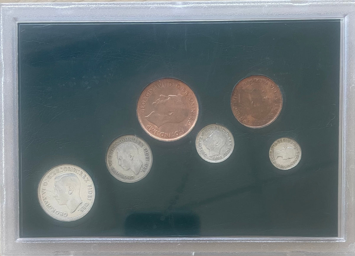 Australia Pre Decimal 6 Coin Set in Green Perspex Case including 4 sil ...