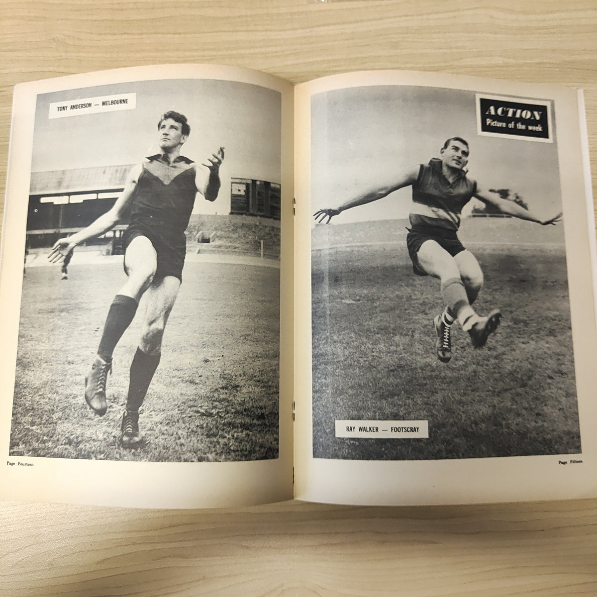 Footy Fan 1963 Vol. 1, No.6 Football Magazine – Shields Stamps & Coins